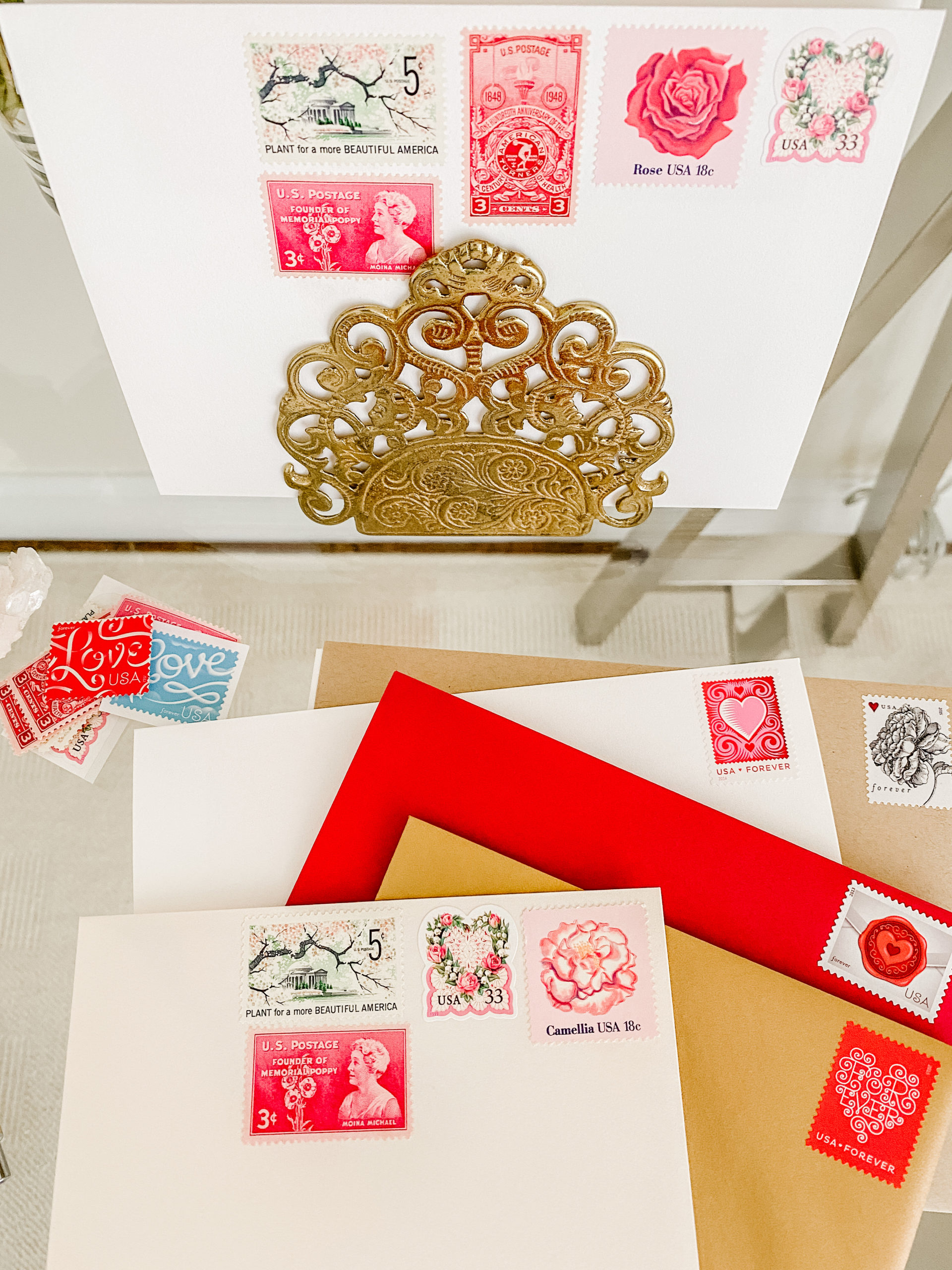 A Modern Gal's Guide to Sending Valentines - jrmccabe.com